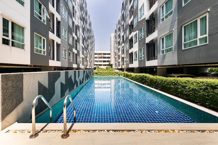 Modern Furnished Condominium Home Near Bts On Nut - Thailand