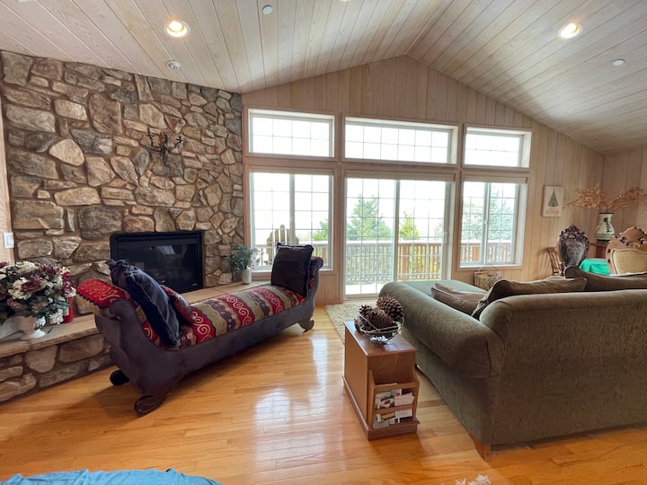 "Mountain View": Guest House @ Skylark Manor - Julian, CA