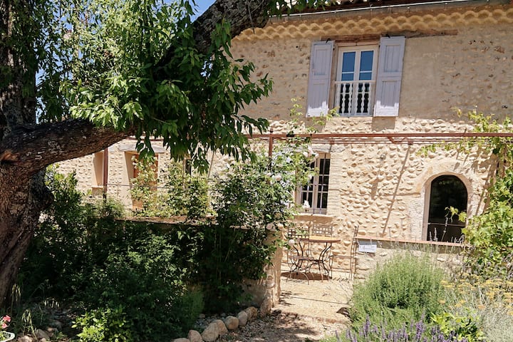 Gite Amandier,  Ferme Bel Air, Riez - Riez