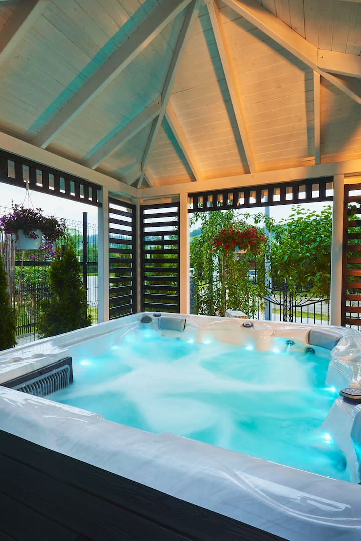 Apartament Królewski Z Jacuzzi I Widokiem Na Góry - 