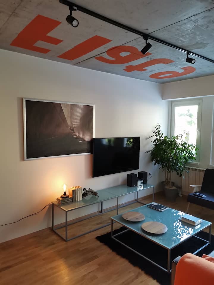 Flat 9 Lux Simple, Comfortable & Calm - Skopje