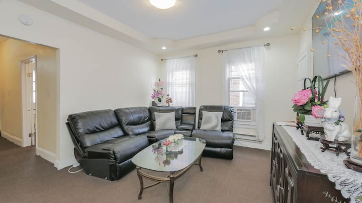 Beautiful Beach Block Apartment 2 With Parking - 애틀랜틱시티