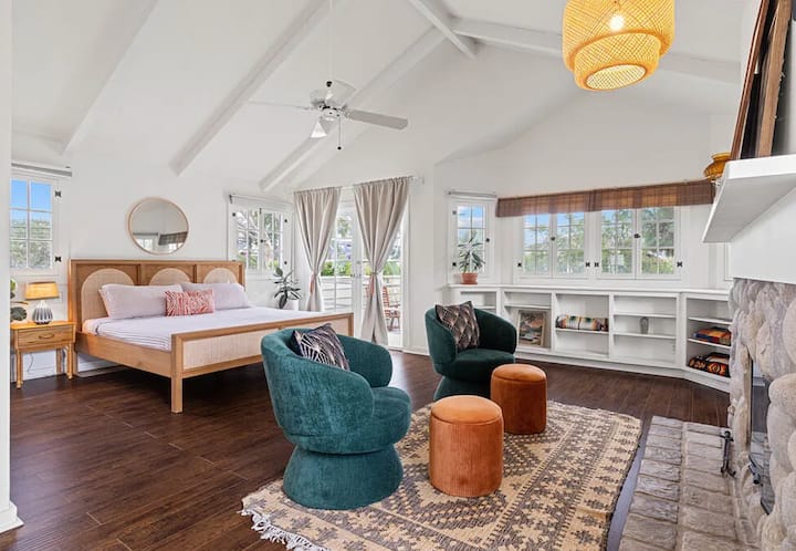 5 Bdrm Venice Beachfront Craftsman And Guest House - Los Angeles Airport (LAX)