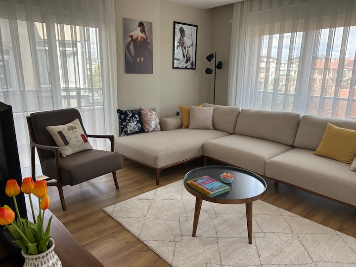Modern Apartment Next To Oldtown - Turkey