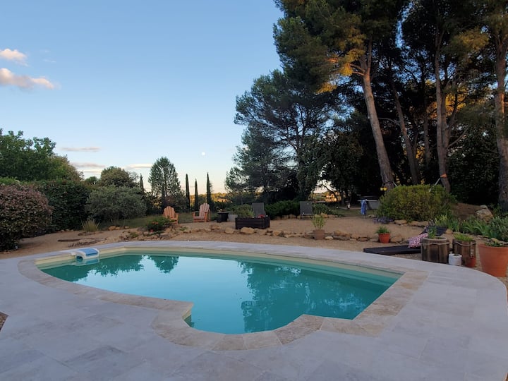 Bastide 6pers Piscine Privée 5mn à Pied Du Village - Lambesc