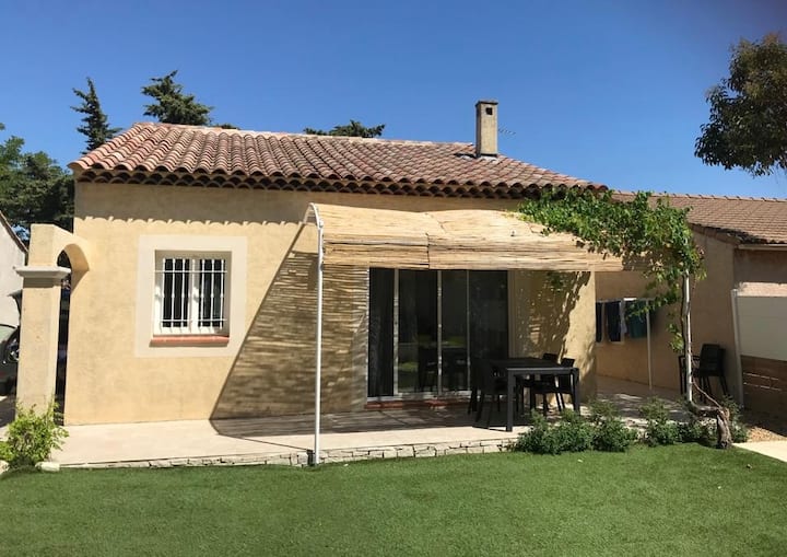 Jolie Maison De Ville Au Calme - Marignane