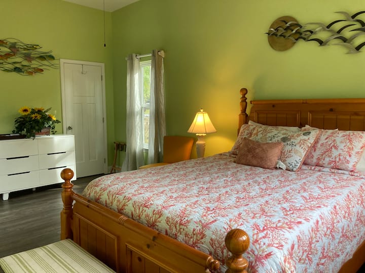 Oak Island Beach Getaway - Oak Island, NC