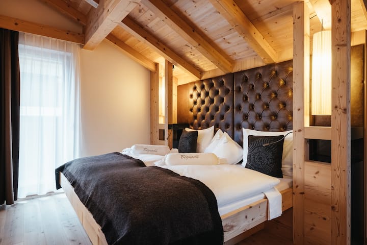 Suite Ammonite Per 4 Persone Con Vista Lagazuoi - Arabba