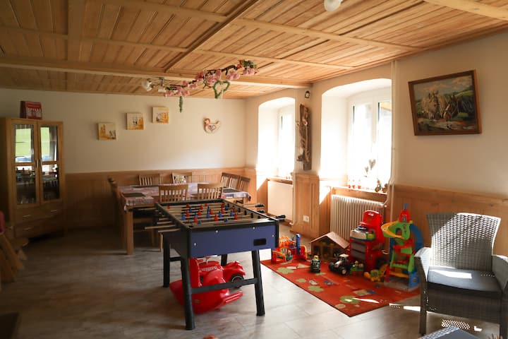 Vacances à La Ferme En Famille - Saint-Ursanne