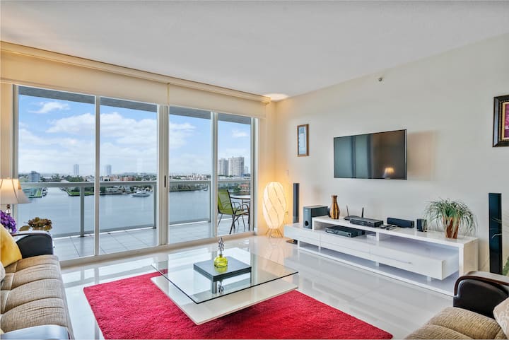 Jw Rentals Corp Viii (Str-00669-1104) - Sunny Isles Beach, FL