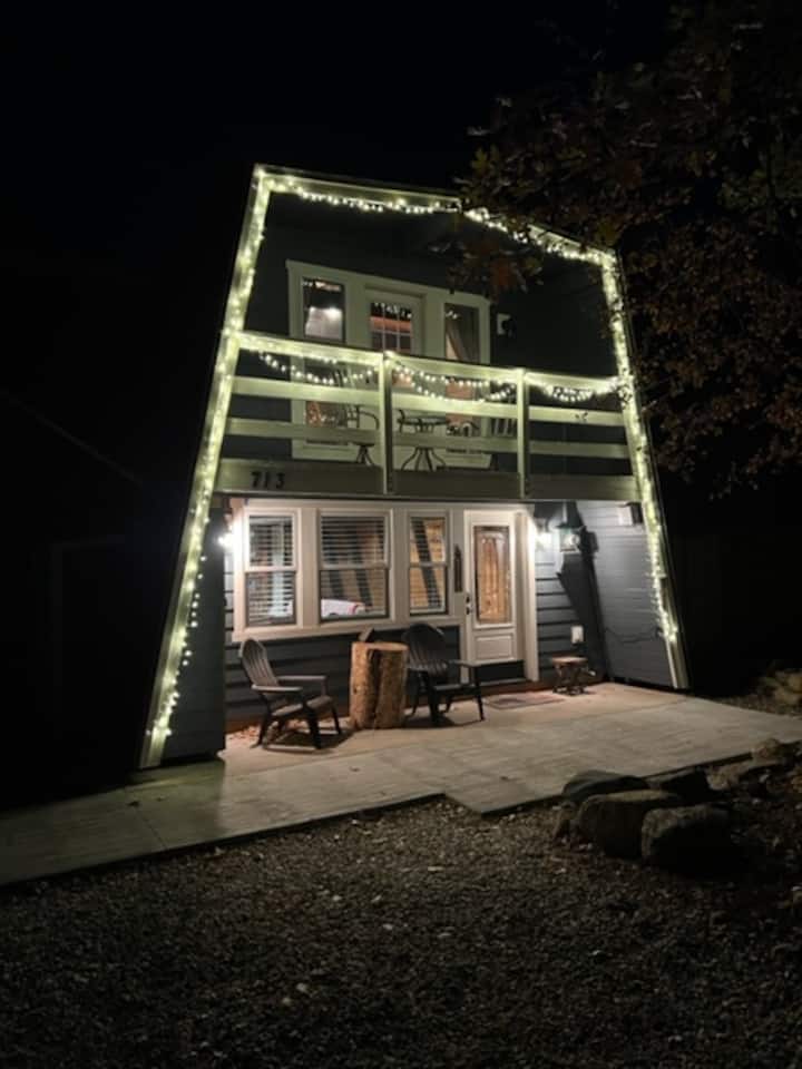 Wandering Bear Cabin - Big Bear, CA
