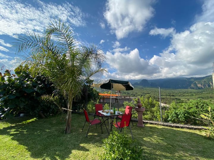 Ananda, Habitación Golondrina. - Tepoztlán
