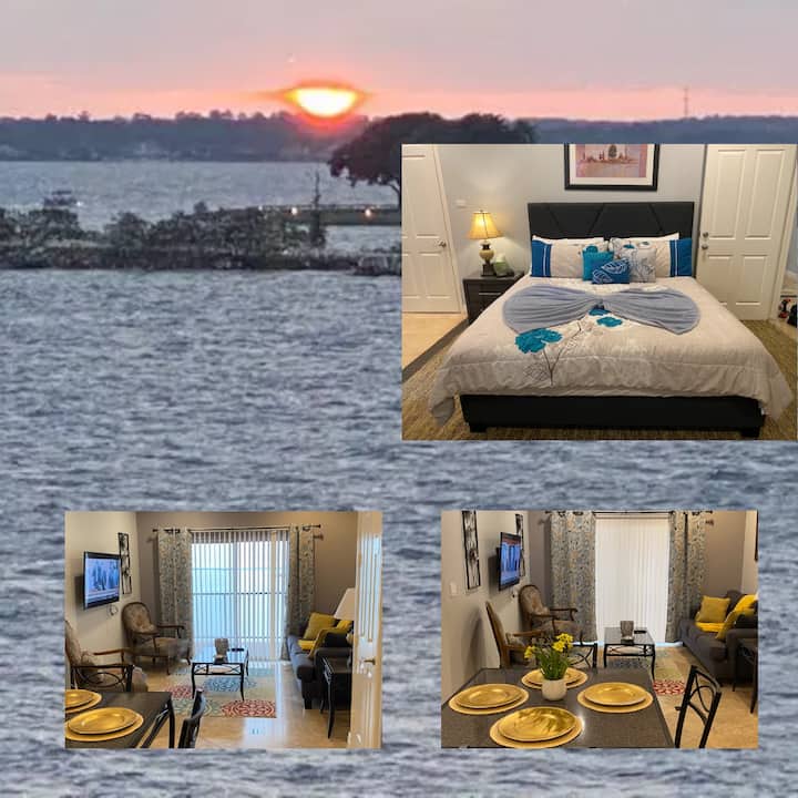 Amazing Colorful Sunset View Lake House 304 - Willis, TX
