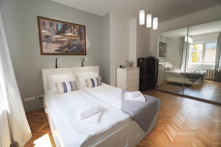 Sunny And Comfy Apartment Next To Sofia Opera - Sofia