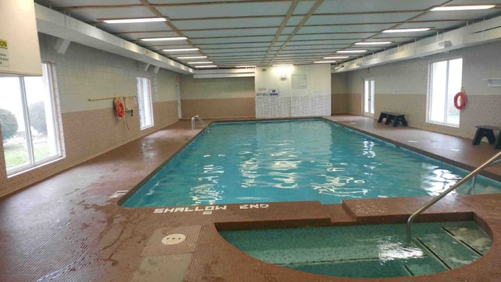 The Big Happy Place - Resort Living - Fergus