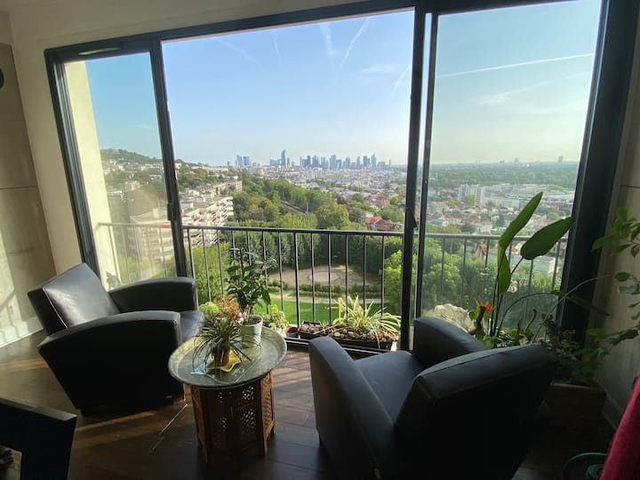Great View -10 Min To Paris: 100m² With 3 Bedrooms - Suresnes