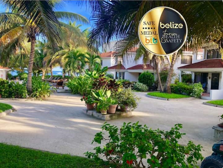 Pv 8b Centrally Located. Pool. - Belice