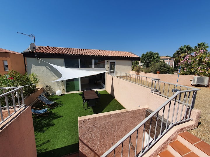Family Apartment, 4 Bedrooms, 2 Large Terraces, 1 Min Walk To The Beach - La Londe-les-Maures