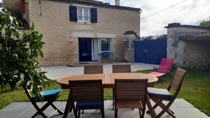 Joli Gîte 7 Personnes à 20 Min De La Rochelle - Charente-Maritime