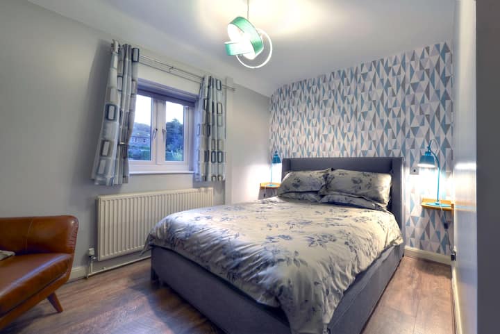 Sir Guy Of Gisbourne Double En-suite Room - Hope Valley
