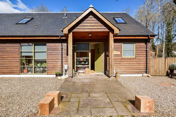 Ferrybank Cottage - Dunkeld