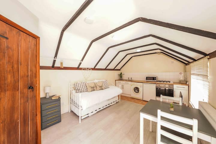 Studio Farm Cosy Cottage - Uckfield