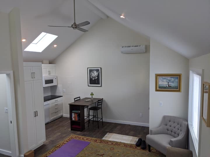 100% Private Studio Apartment - Palo Alto, CA