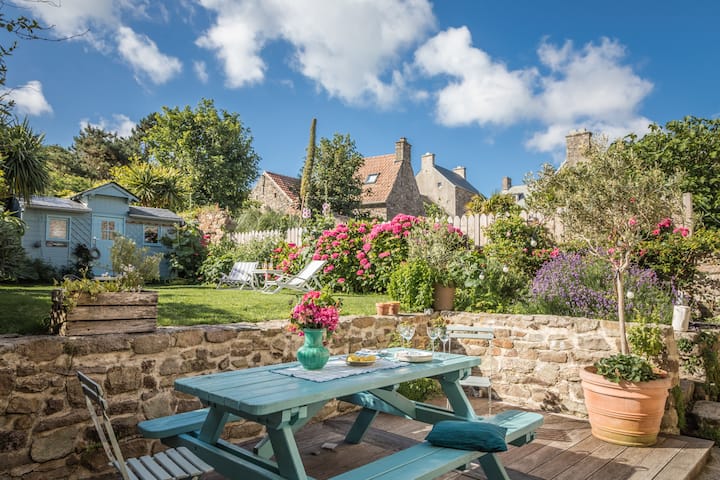 Charmant Cottage Normand - Auderville
