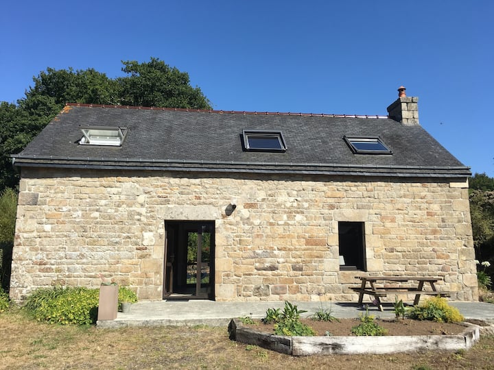 Maison Typique En Granit à La Campagne, Box 4 G - Plestin-les-Grèves