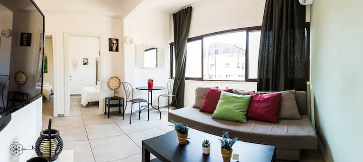Two Bedrooms And Lr  - Shelter In The Building - Tel Aviv-Yafo