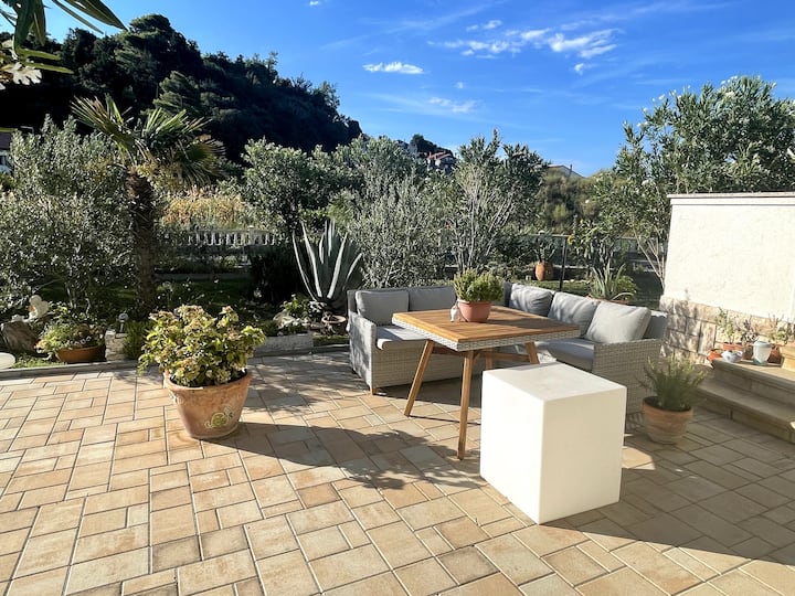 Apartment By The Sea - Rab