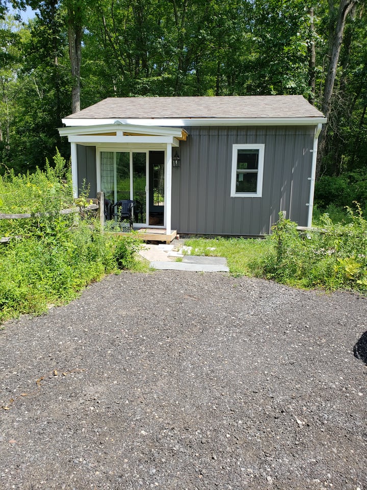 Upper Bucks Garden Suite - Lake Warren, PA