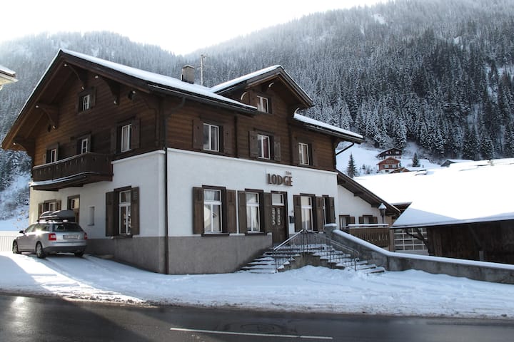 The Lodge - Whole Chalet For 15 Guests - Chur