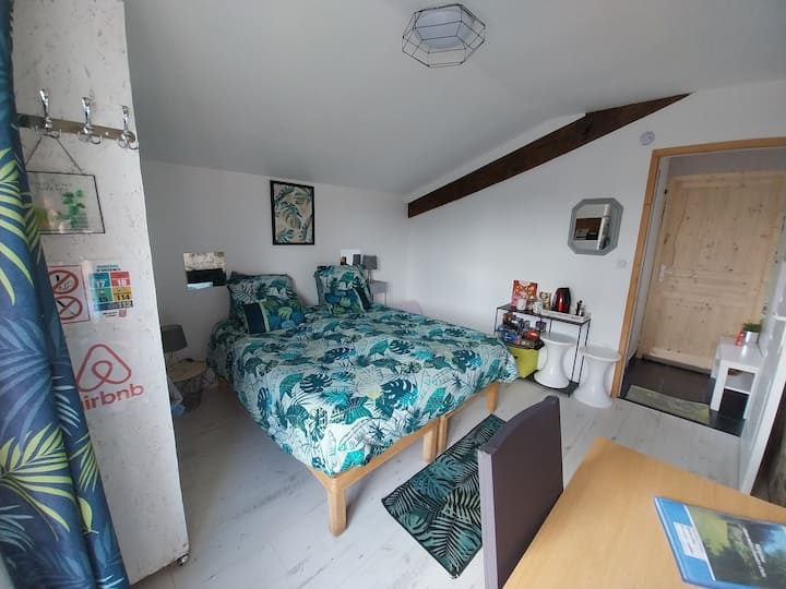 Chambre Privée Un Air De Campagne - Le Vigeant