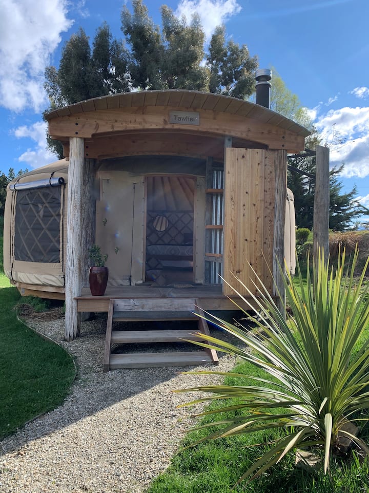 Tawhai - 2 Queen Yurt - Wanaka