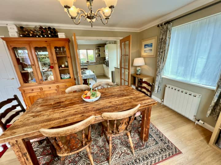 Grouville Family Home With Views - Jersey
