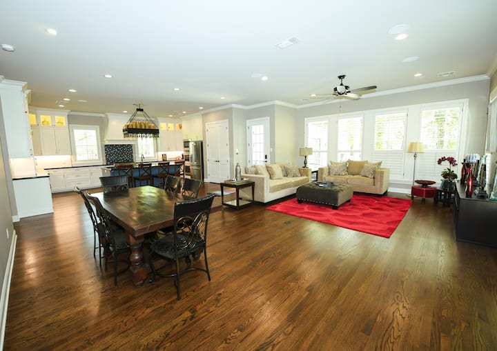 Remodeled Aggieland Historic Home/gameday Retreat - Bryan, TX