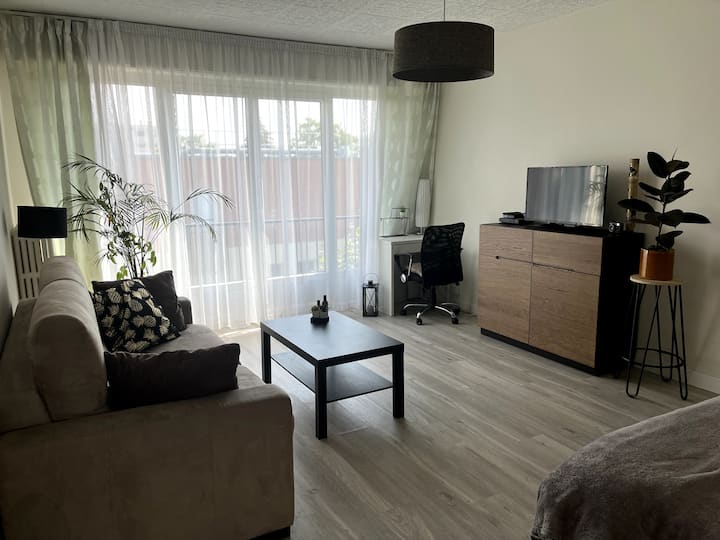 Tours  : Appartement De 38m2, Ensoleillé - Tours