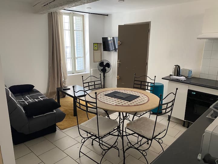 Teinturiers Centre Calme Spacieux 2 Chambres - Avignon