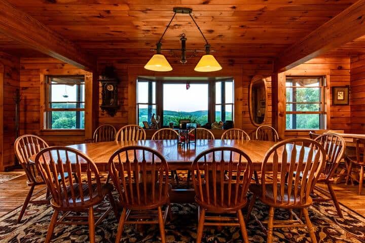 Country Lodge I Room 9 - Hancock, NY