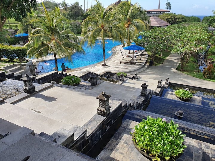 Near Harbor Manado Standart Room 6adult Breakfast - Manado