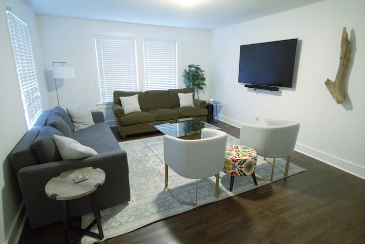 Walk To Lsu Games! 3 Unit Compound By The Lakes! - Baton Rouge, LA