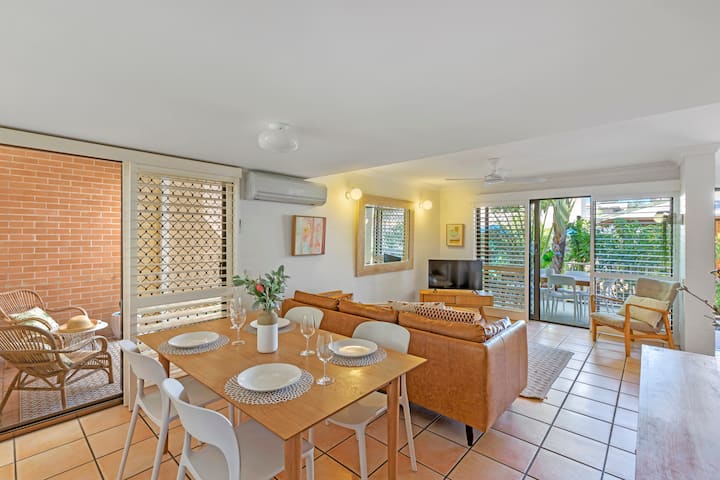 2.5 Bedroom Poolside Townhouses - Tewantin