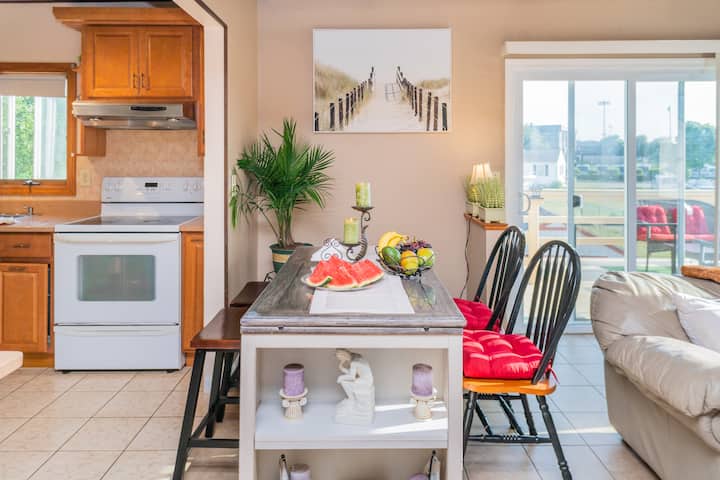 Mashnee Island Vacation Rentals & Homes - Bourne, MA | Airbnb