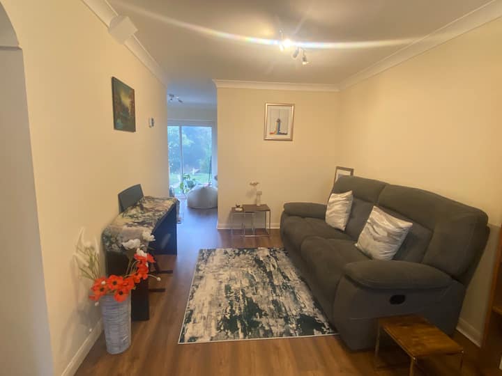 75 Thornbridge - Slough