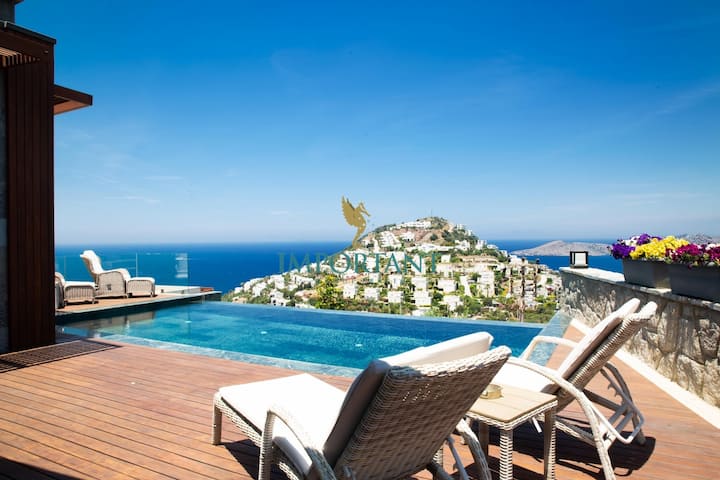 Bd417-6 Bedroomed Villa With Pool In Yalikavak - Turgutreis