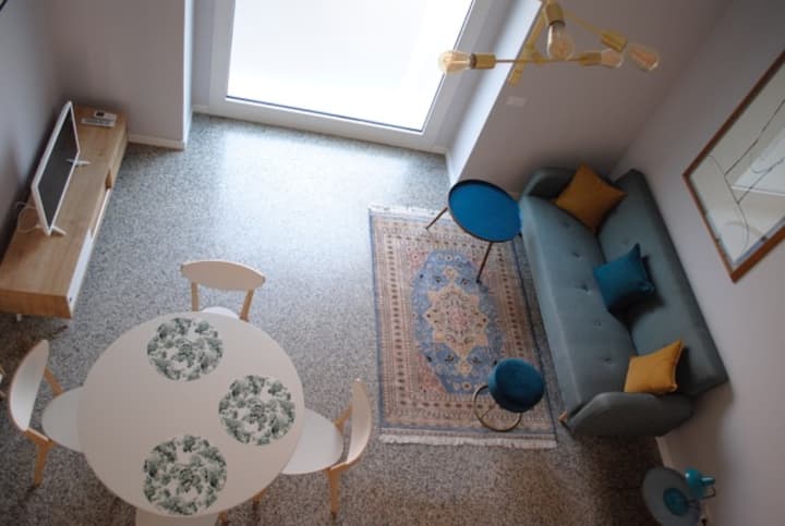 Silenzioso Loft Di Charme In Edificio D'epoca - Milán