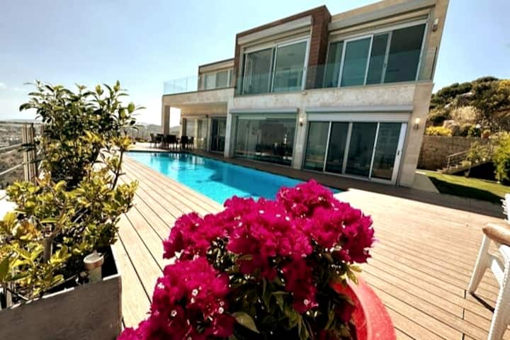 Magnificent Villa In Yalikavak, Bodrum - Yalıkavak