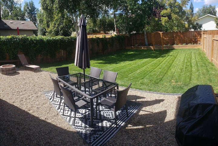 Wildwood Residence;  Whole House & Fenced Backyard - Saskatoon