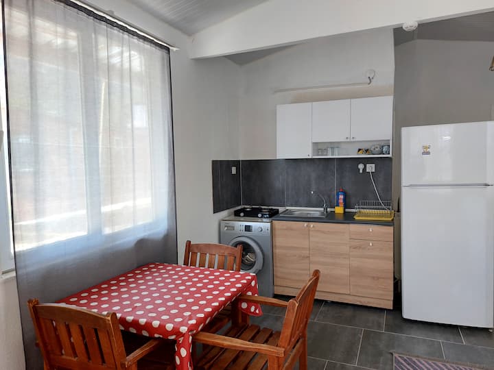 6 Kişilik Geniş 1+1 Denize çOk Yakın/350 м до моря - Konyaaltı
